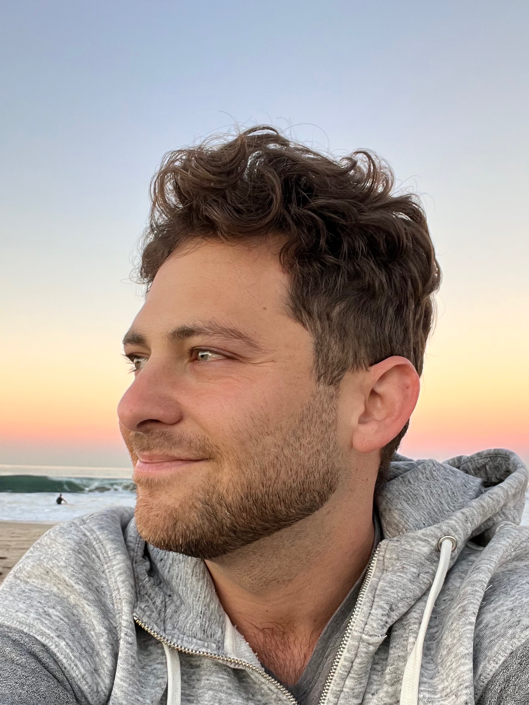 Welcome to hoopla.com!